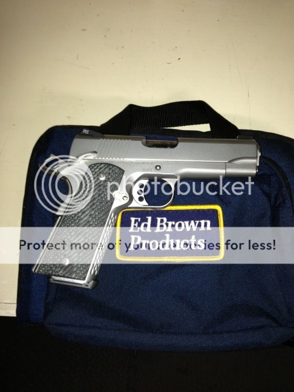 Black/Grey Diagonal Grips | 1911Forum